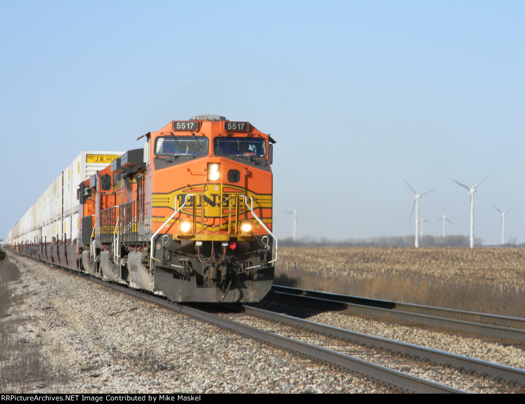 BNSF 5517